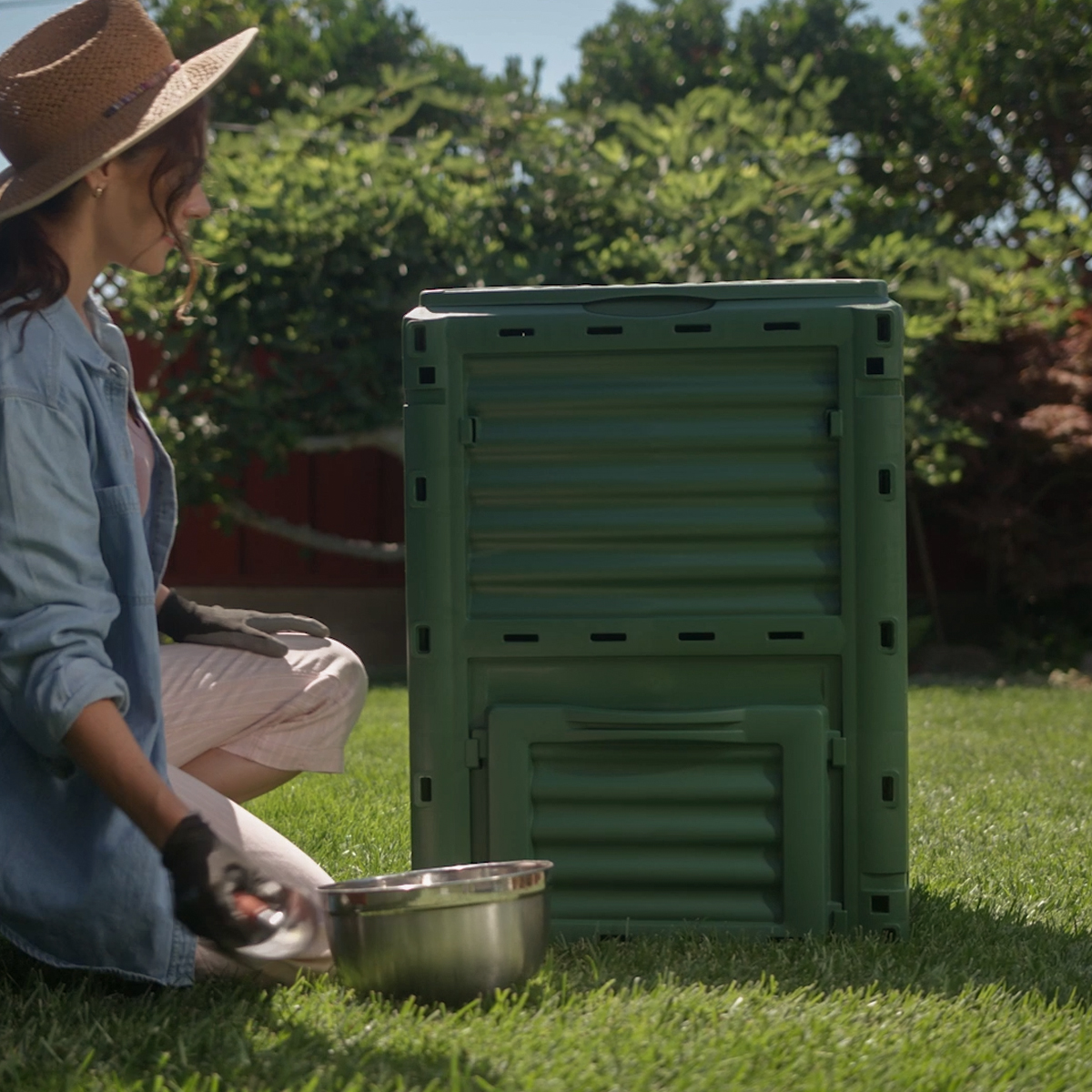 Compost Bin – Backyard Composter for Eco-Friendly Gardening