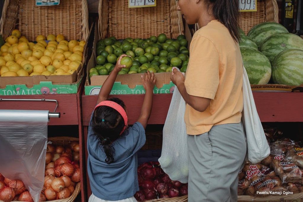 Green Parenting: Guide to Raising Eco-Conscious Children | Eco-friendly ...